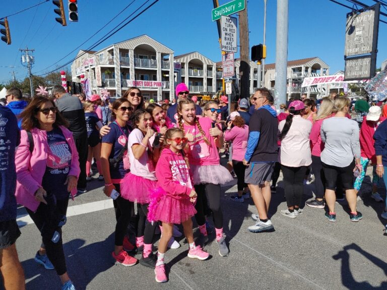 Dewey Goes Pink – Delaware Breast Cancer Coalition